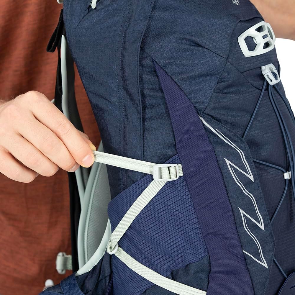 Osprey Talon 11 Men's Hiking Backpack , Ceramic Blue, Large/X-Large