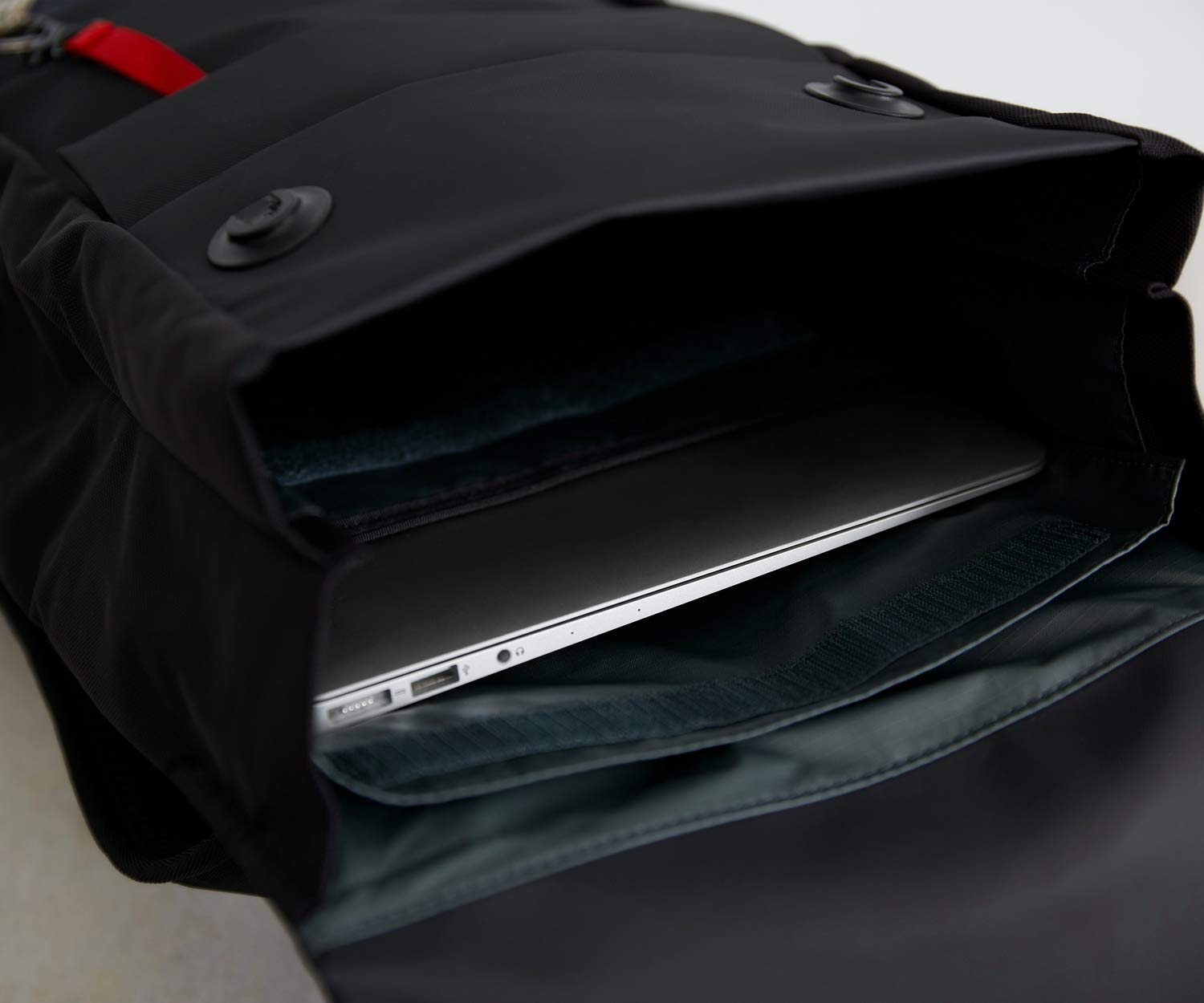 Timbuk2 Robin Commuter Laptop Backpack (Jet Black)