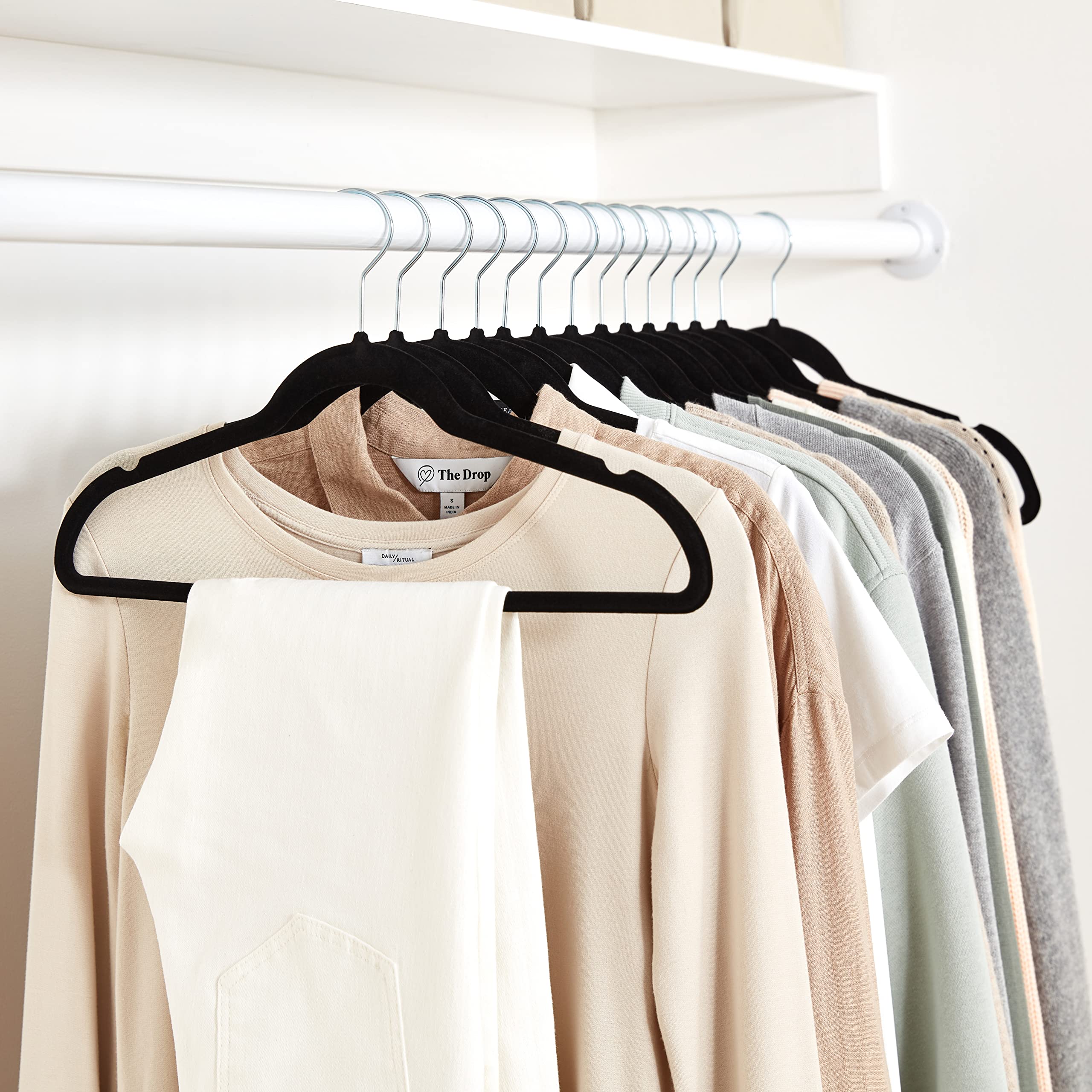 Amazon Basics Slim, Velvet, Non-Slip Suit Clothes Hangers, Black/Silver - Pack of 30
