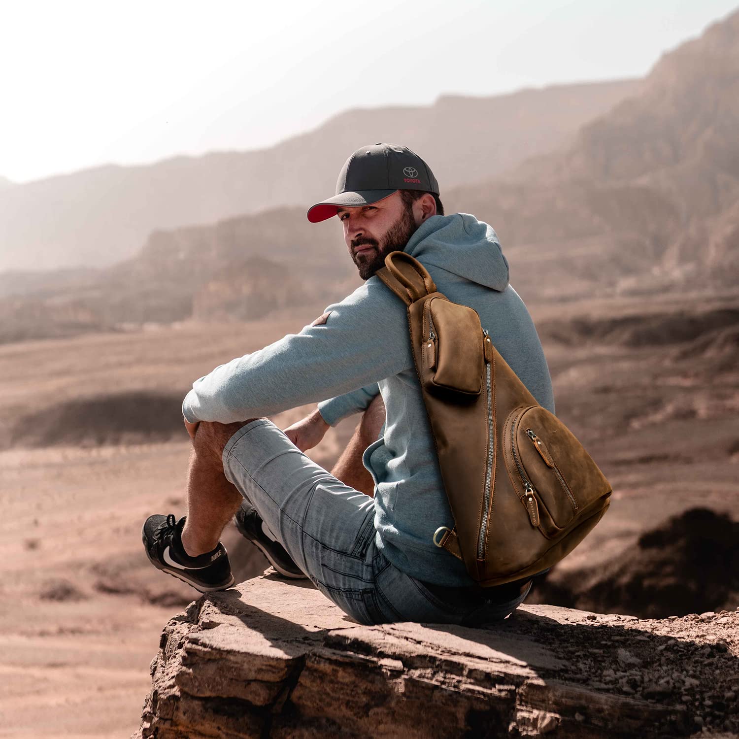 Polare Full Grain Leather Vintage Sling Bag For Men Outdoor Travel Shoulder Chest Business Casual Daypack
