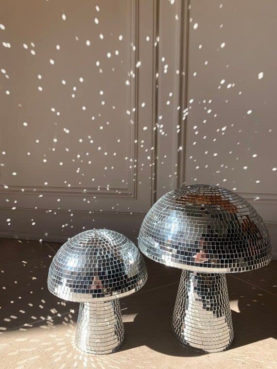 REDODECO 2400pcs Real Glass Silver Mirrors Mosaic Tiles Sticker for Craft Square Glass Tiles Self Adhesive,5mm by 5mm