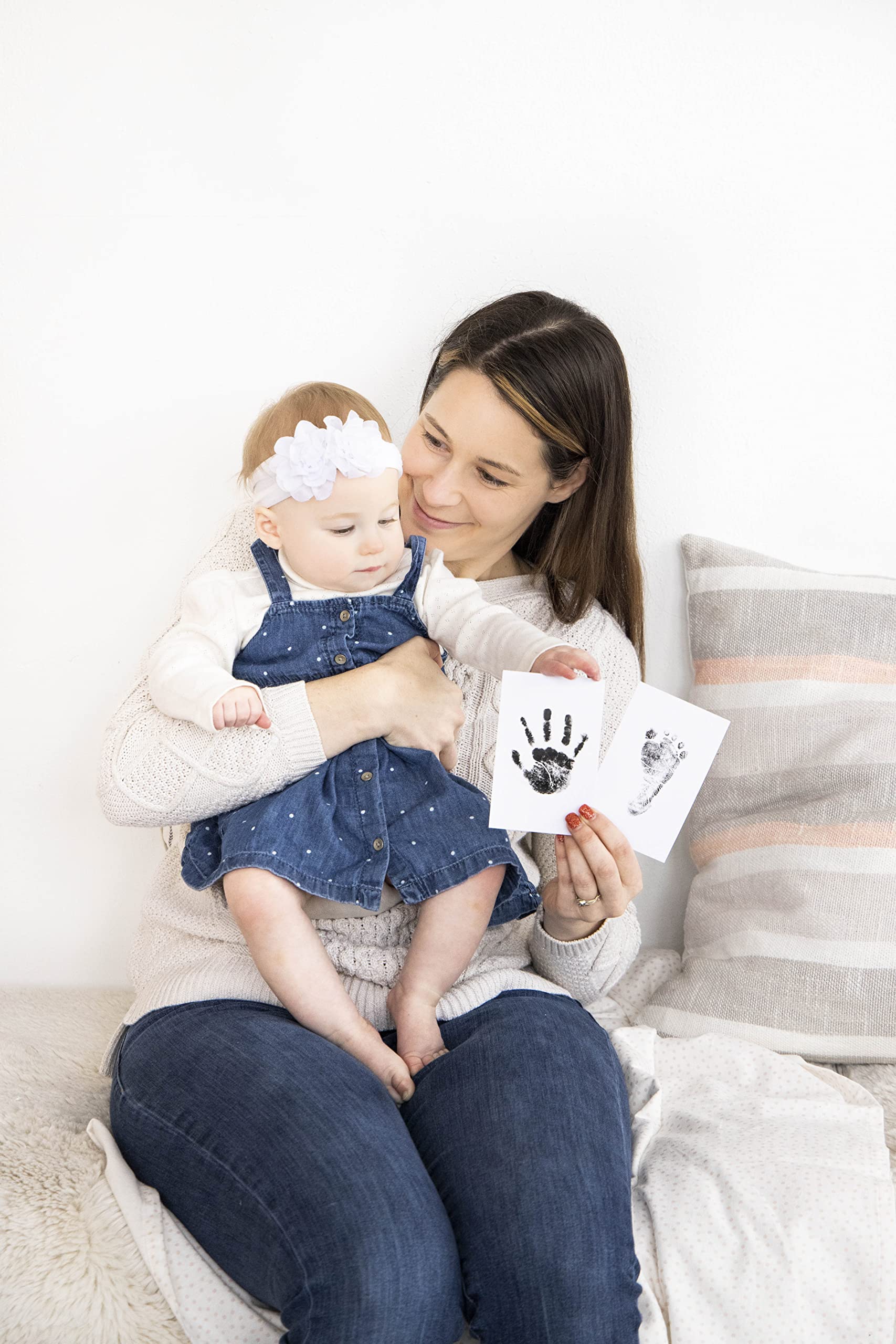Pearhead Newborn Baby Handprint or Footprint Clean-Touch Ink Pad Kit, Baby Print, Newborn Keepsake, Black