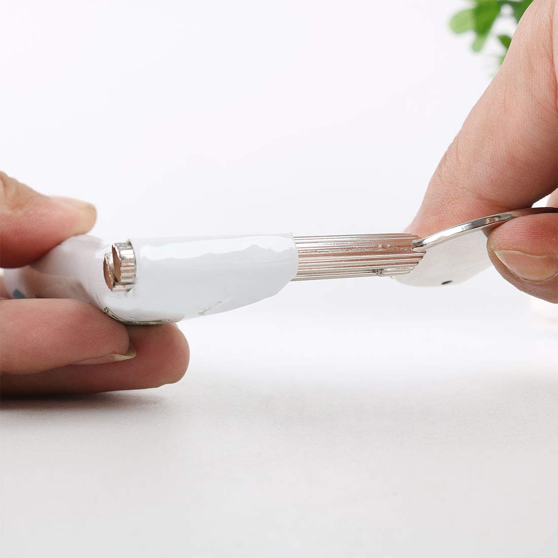uxcell Stainless Steel Toothpaste Tube Hair Dye Color Key Roller Squeezer Dispenser Silver Tone for Bathroom