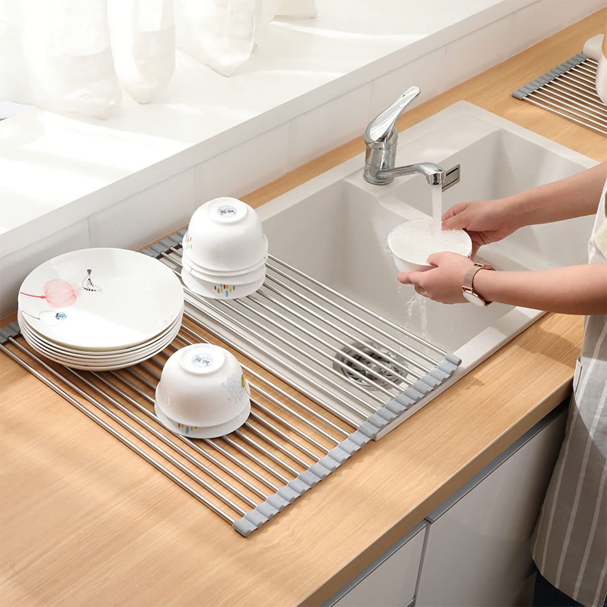 AMZALIBA Roll up Over The Sink Dish Drying Rack Roll-up Drying Rack Kitchen Rolling Dish Drainer Foldable Sink Drying Rack Mat Dish Drying Rack for Kitchen Sink Counter (17.7 inches X11.2 inches )