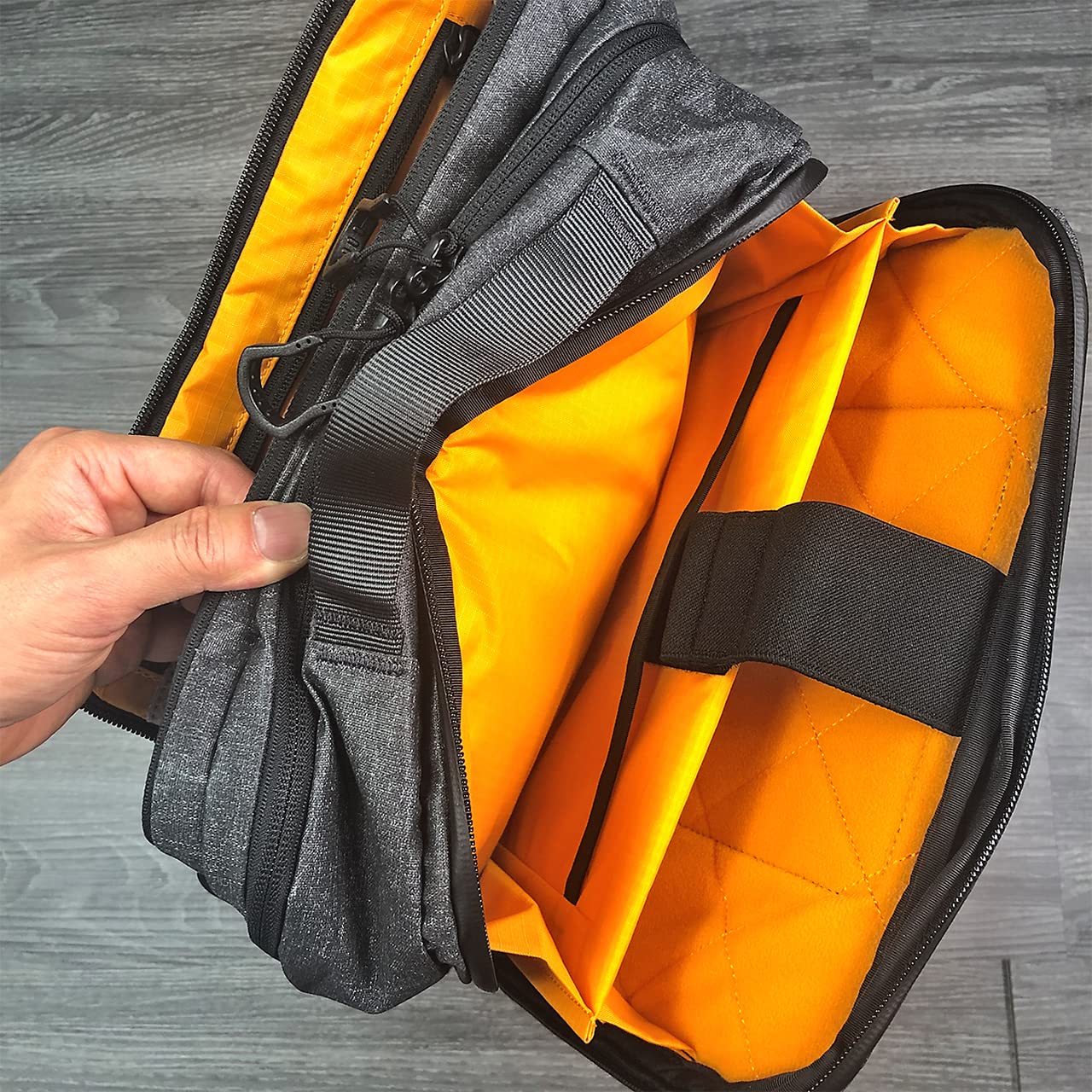 VANQUEST ADDAX-18 Backpack (Solid Black)