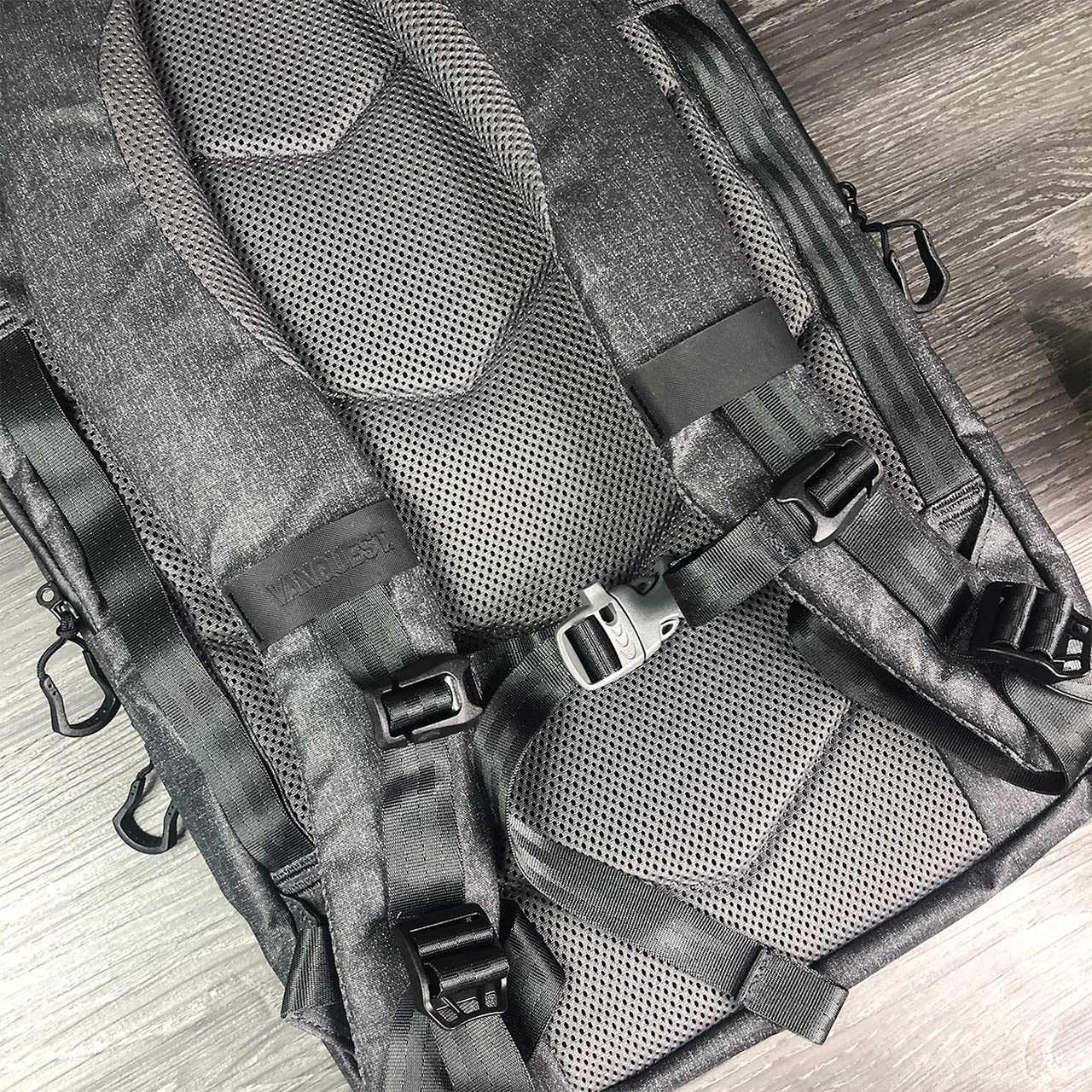 VANQUEST ADDAX-18 Backpack (Solid Black)
