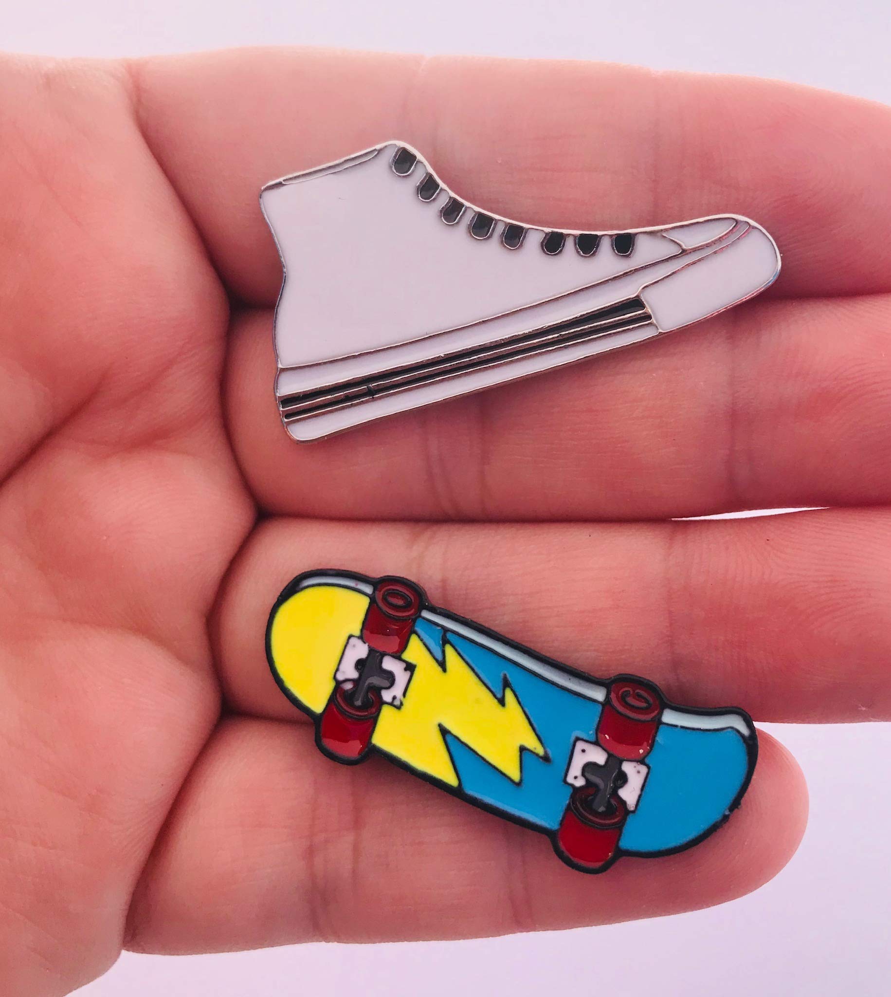5 piece Skateboard Theme Backpack Pins Buttons with Enamel Pins Multipack 1.25 Inch PinBack Buttons birthday holliday back to school backpack buttons Set of 5 Skate Board Theme pins
