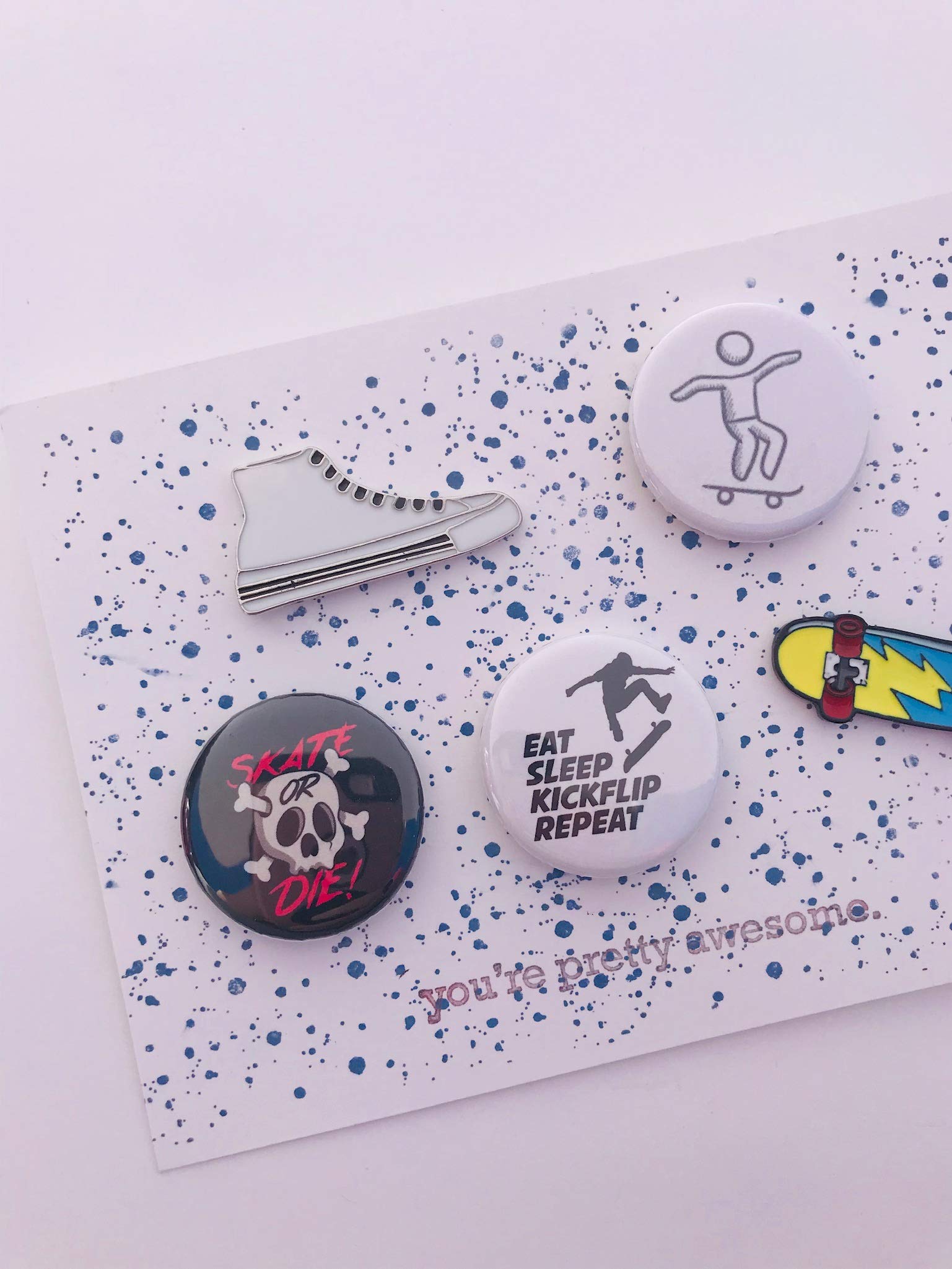 5 piece Skateboard Theme Backpack Pins Buttons with Enamel Pins Multipack 1.25 Inch PinBack Buttons birthday holliday back to school backpack buttons Set of 5 Skate Board Theme pins