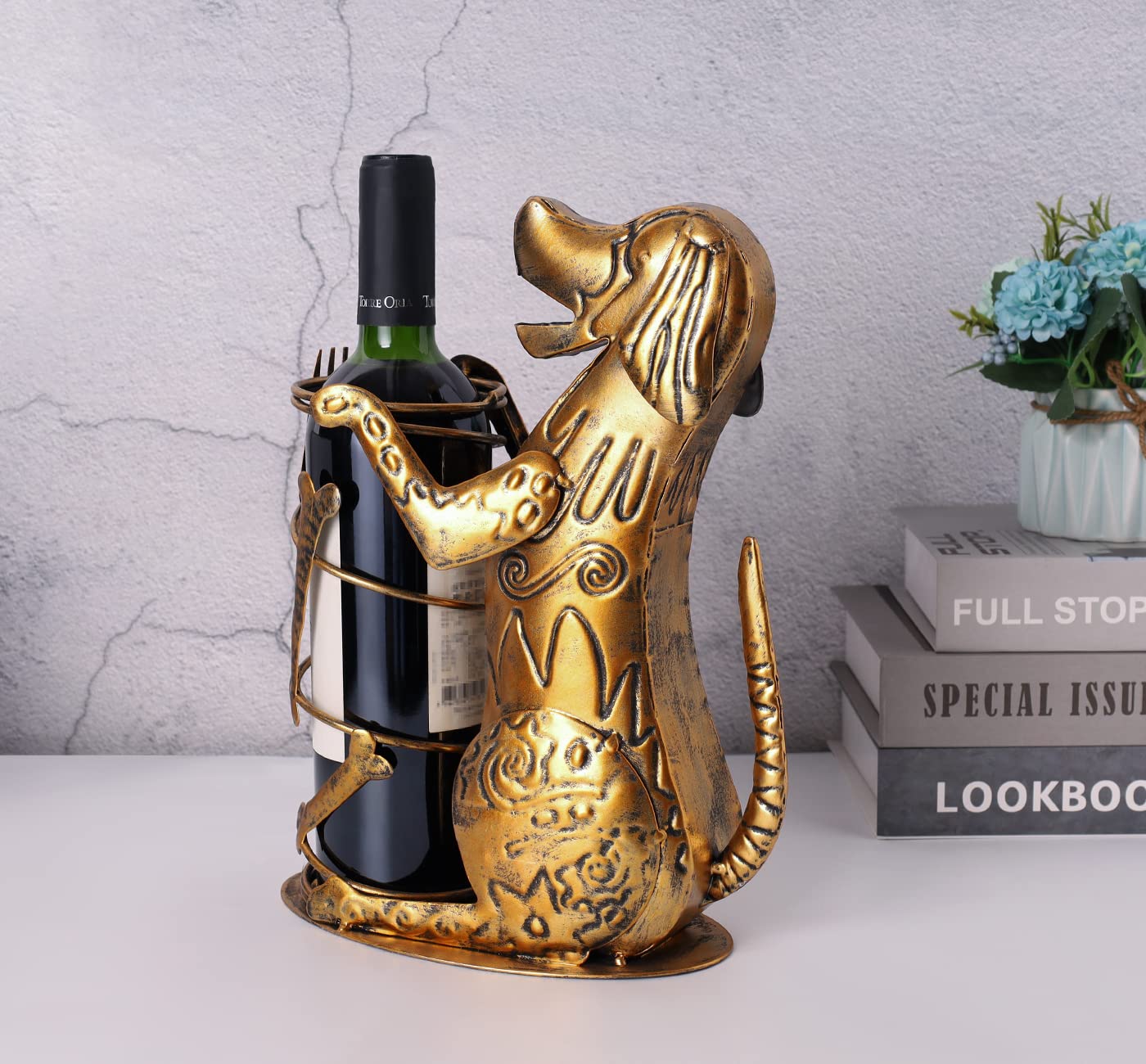 Dorlotou Gold Wine Holder Metal Dog Shaped Wine Rack for Home Dinning Tabletop Decoration Gifts