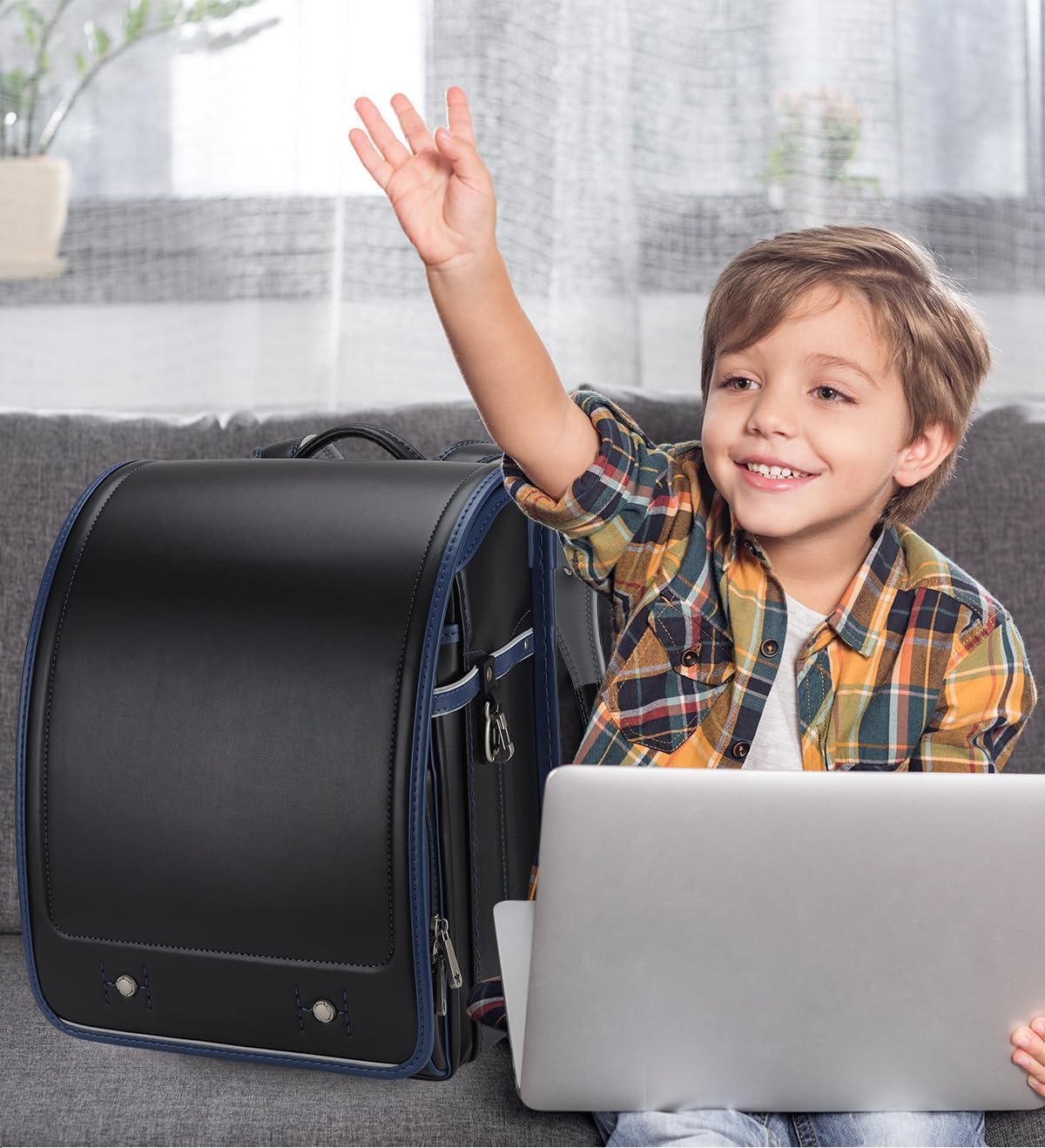Randoseru Japanese schoolbag for primary school students?backpacks for kids boys and girls (Pure black)