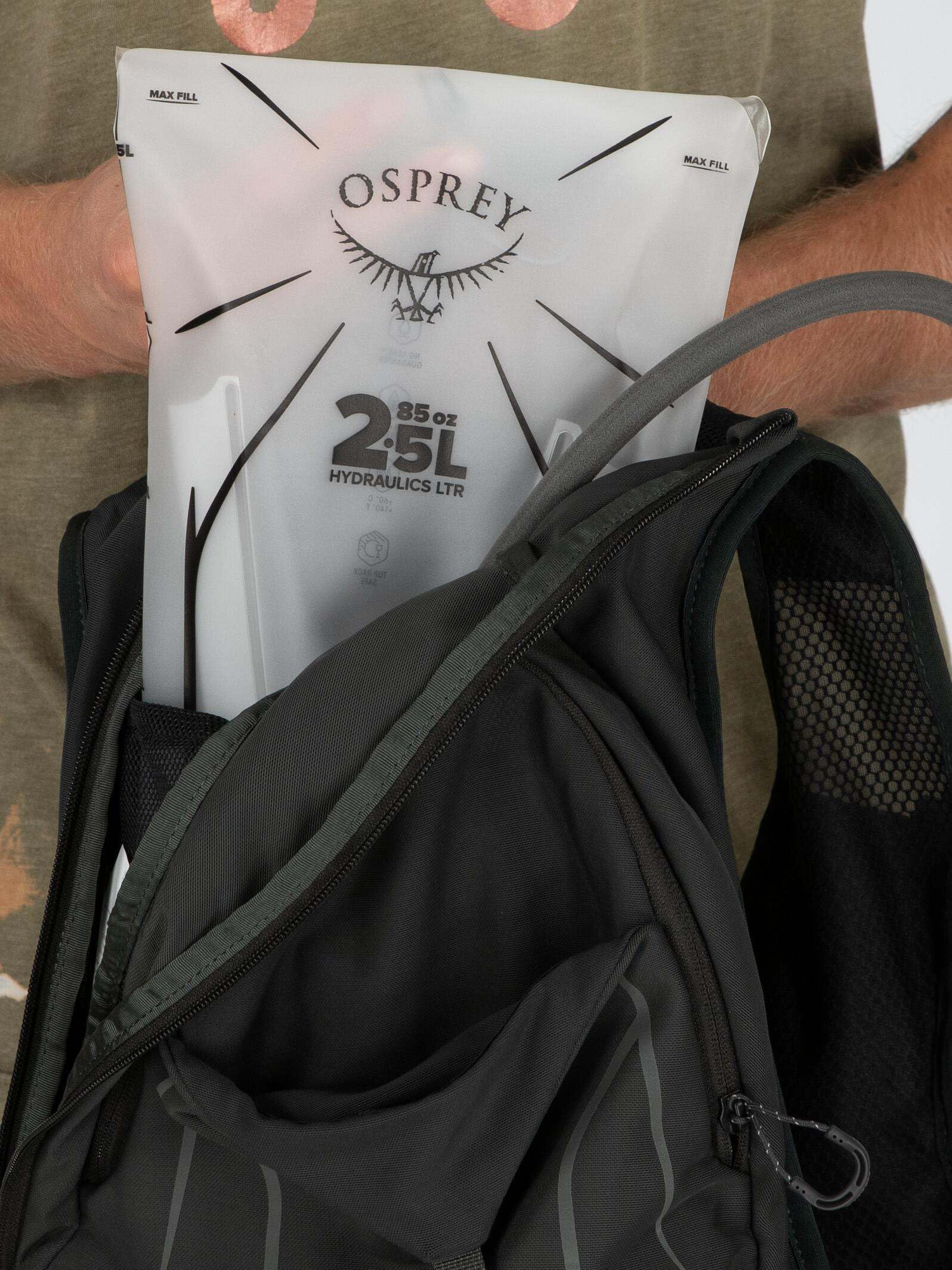 Osprey Duro 15 Men's Running Hydration Vest with Hydraulics Reservoir, Charcoal Grey, Large/X-Large