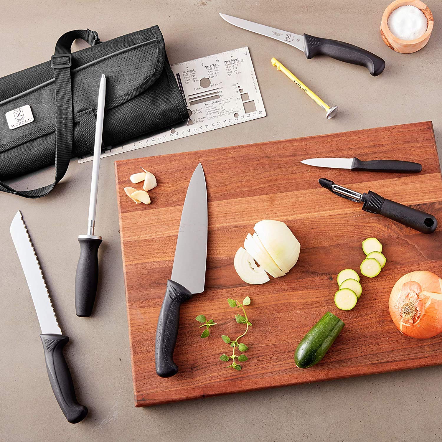 Mercer Culinary Partners in Education 13-Piece Millennia Culinary School Kit Black