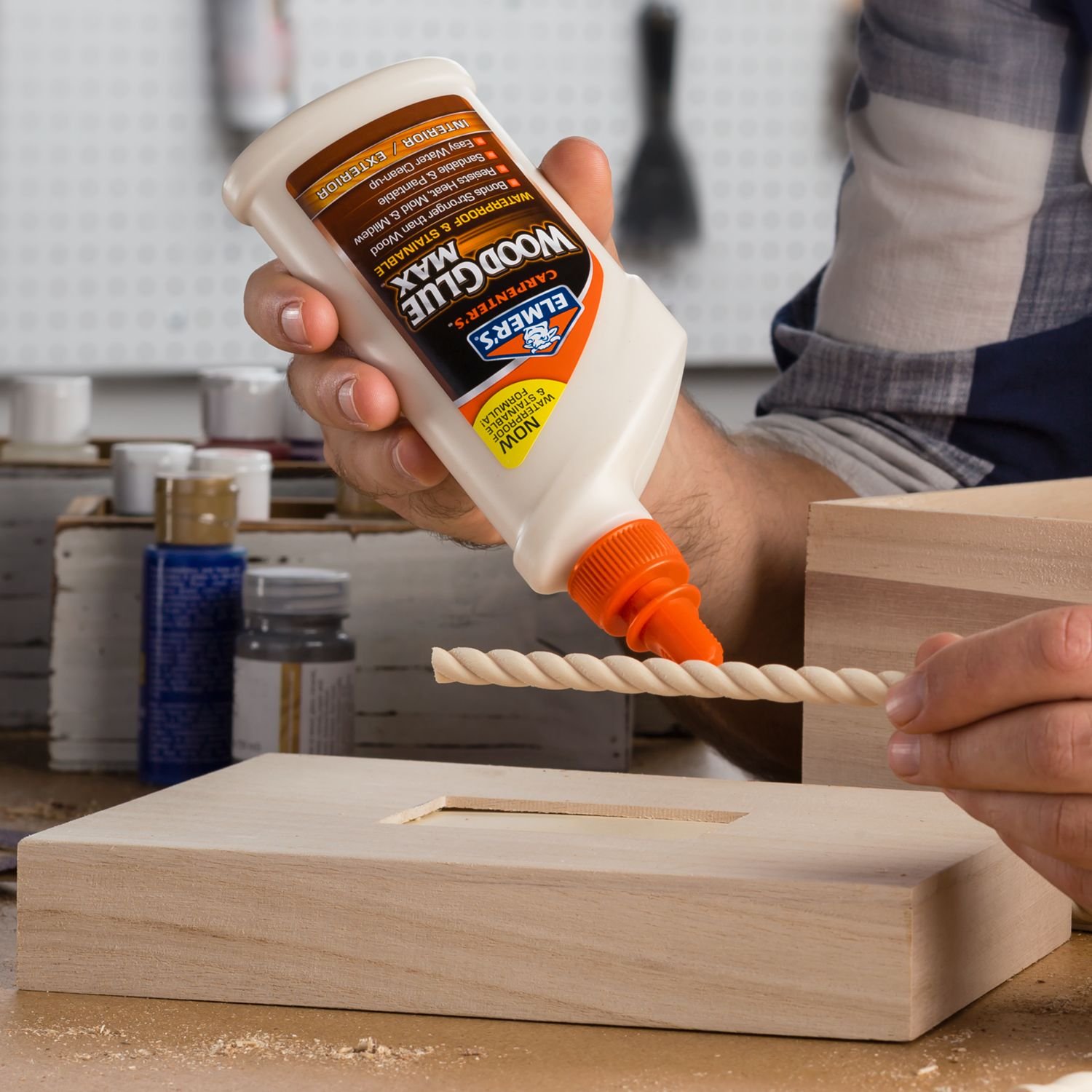 Elmer's E7310 Carpenter's Wood Glue Max, Interior/Exterior, 16 Ounces, 16 Oz, Tan, 16 Fl Oz