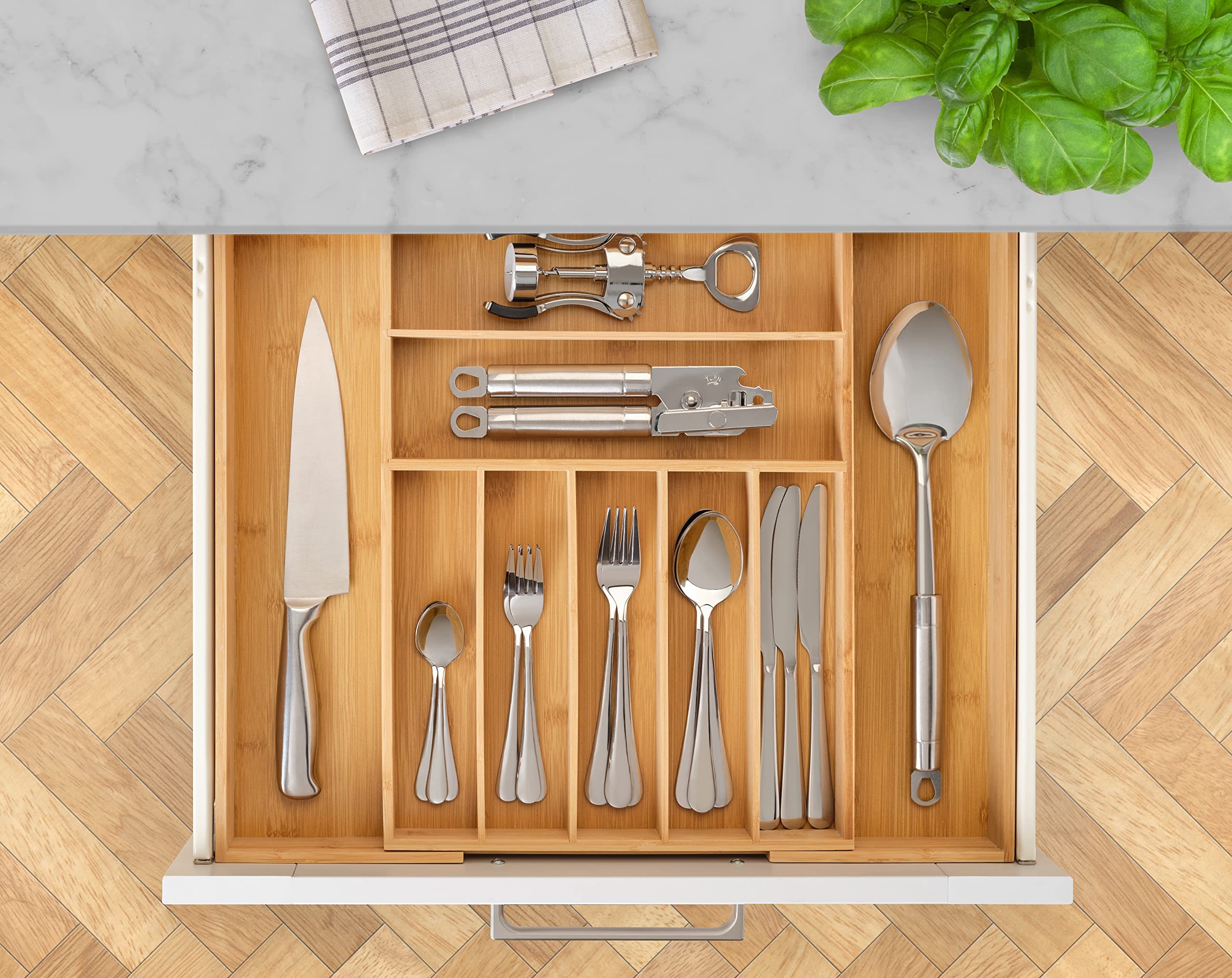 Stedware Kitchen Drawer Organizer, Heavy Duty Reinforced Silverware Divider Tray, Expandable Bamboo Utensil Holder for Flatware, Cutlery, Knives - Kitchen Organization and Storage