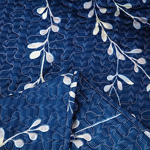 Exclusivo Mezcla Microfiber Quilted Throw Blanket, Flower Pattern Throw Blanket for Bed/Couch/Sofa, Soft and Lightweight (50"x 60",Navy)