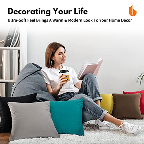 Urbanstrive Not Fade Velvet Soft Solid Decorative Throw Pillow Covers Square Cushion Case for Sofa Bedroom Car 18 x 18 Inch 45 x 45 cm, Aqua Green