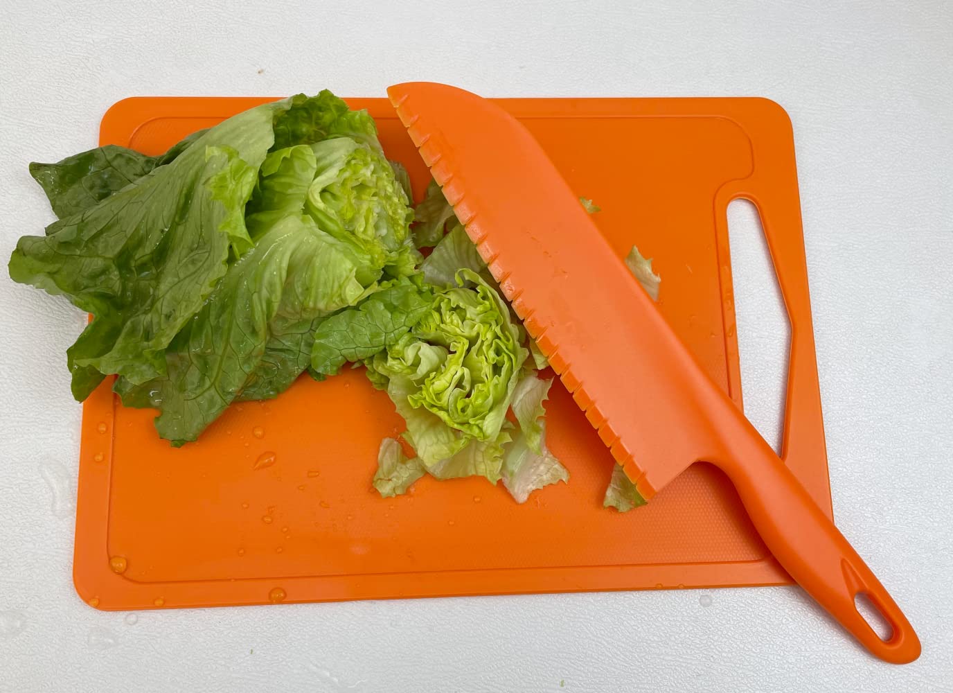 jawbush 11" Plastic Serrated Knives Set to Cut Salad, Bread, Brownies or Lasagna, Professional Large Lettuce Knife to Prevent Browning, Nylon Knife for Nonstick Pans, Durable Chef's Knife, 4 Pcs