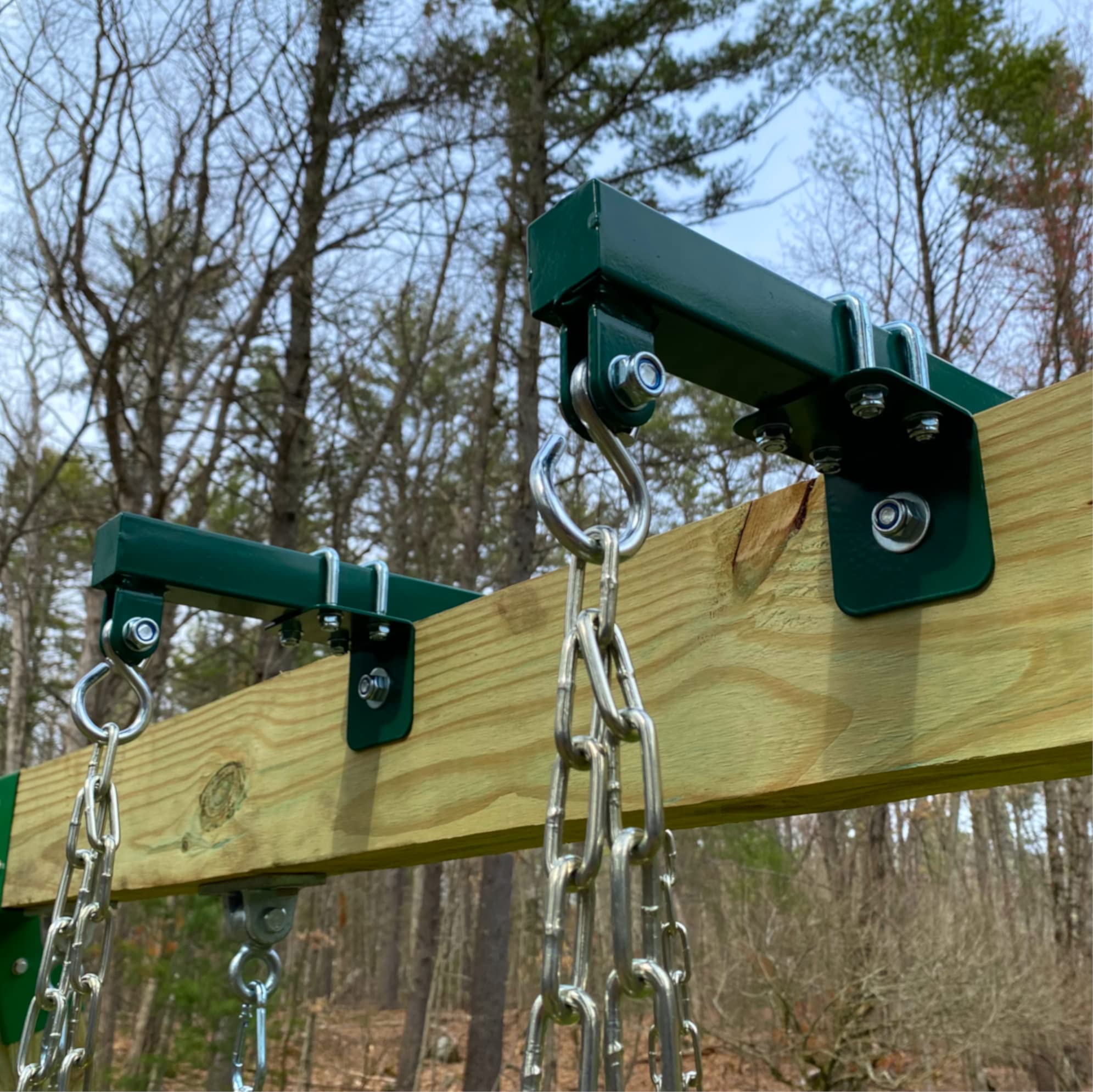 Safe Kidz Glider Swing Set: Complete Kit Combines Back-to-Back Double Swing, Adjustable 18-Inch Swing Set Brackets & Plastic-Coated Steel Swing Chains, Includes Hardware & Full Instructions