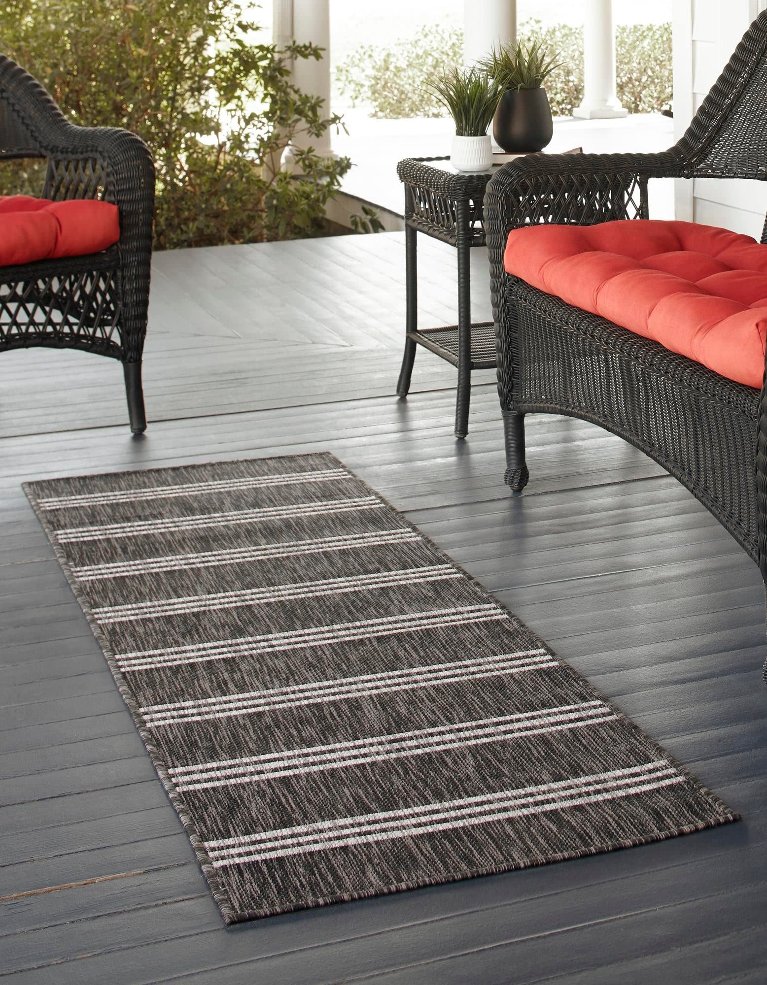 Rugs.com Jill Zarin Outdoor Collection Rug – 2' 7 x 12' Runner Charcoal Flatweave Rug Perfect for Hallways, Entryways