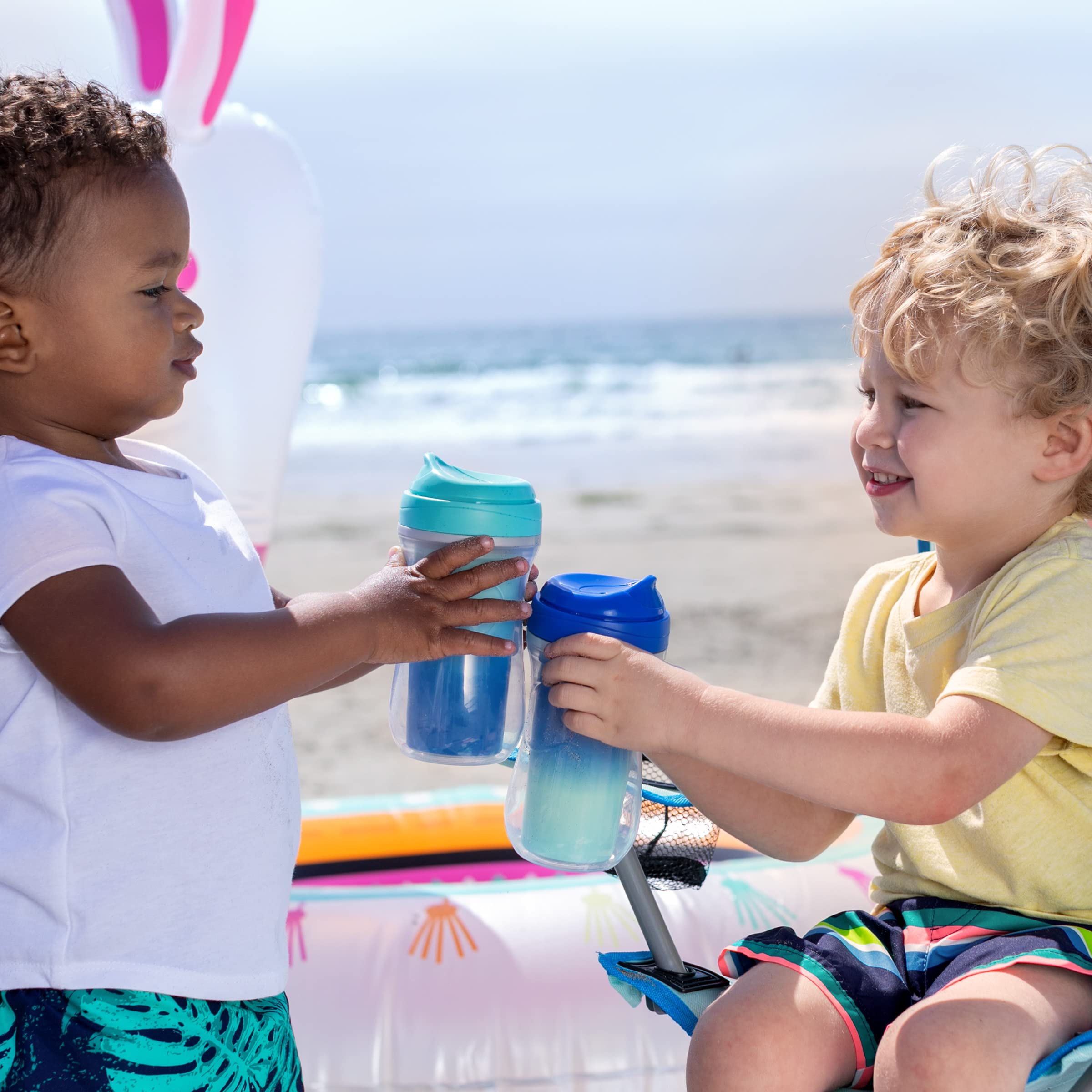 Chicco Double-Wall Insulated Sippy Cup with Bite-Proof Rim Spout and Spill-Free Lid 9oz.| Top-Rack Dishwasher Safe | Easy to Hold Ergonomic Indents | Blue/Teal Ombre, 2pk | 12+ Months