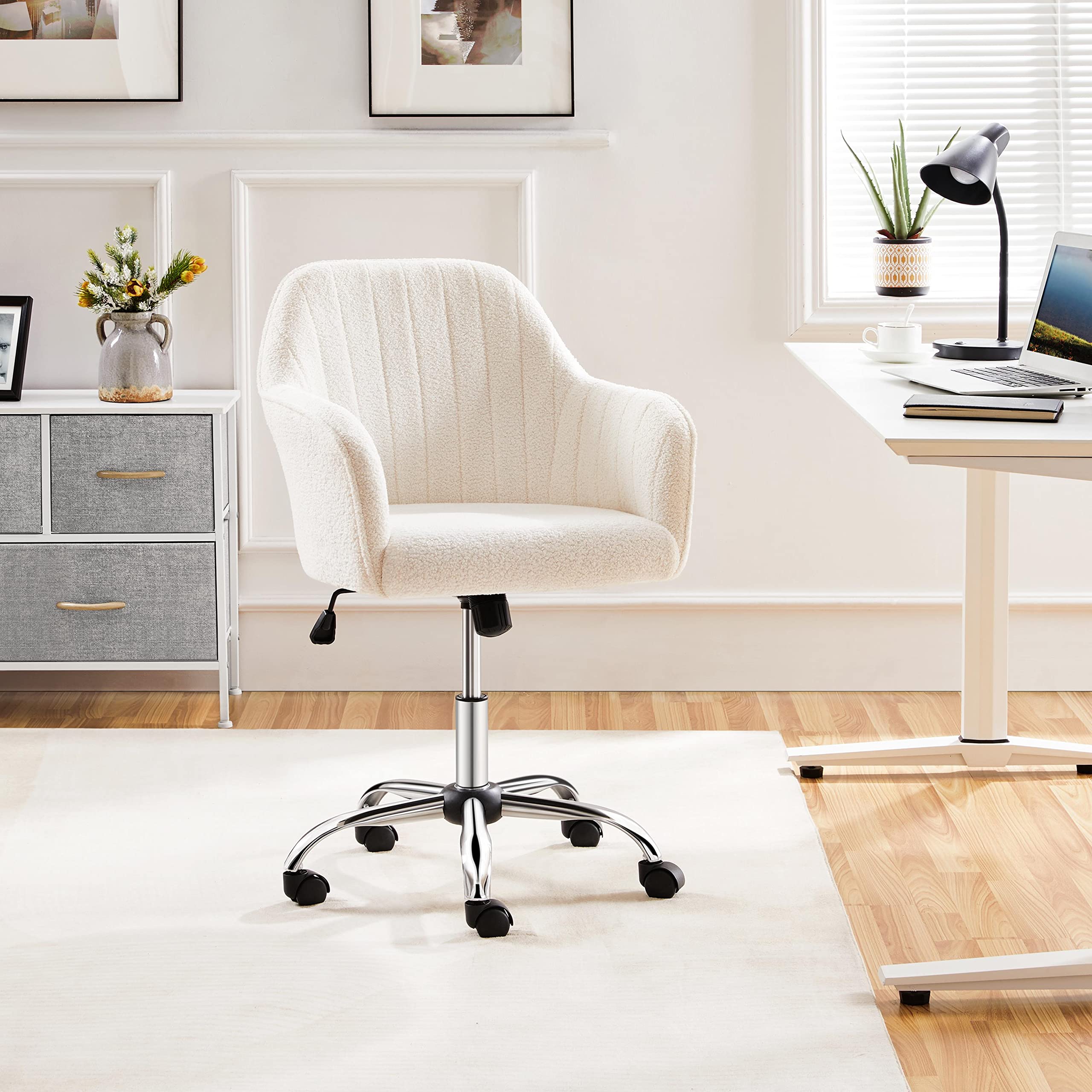 Yaheetech Boucle Vanity Chair Desk Chair Comfy Modern Accent Chair Mid Back Ergonomic Office Chair Height Adjustable Swivel Computer Chair for Bedroom with Arms Ivory
