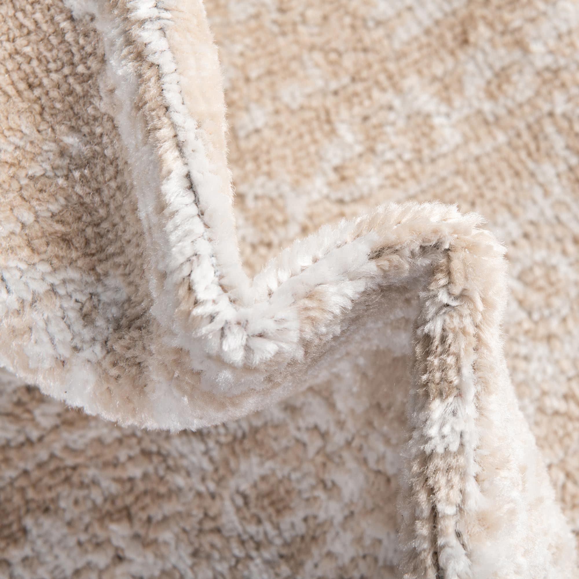 Rugs.com Oxford Collection Rug β 2' 7 x 12' Runner Beige Low Rug Perfect for Hallways, Entryways