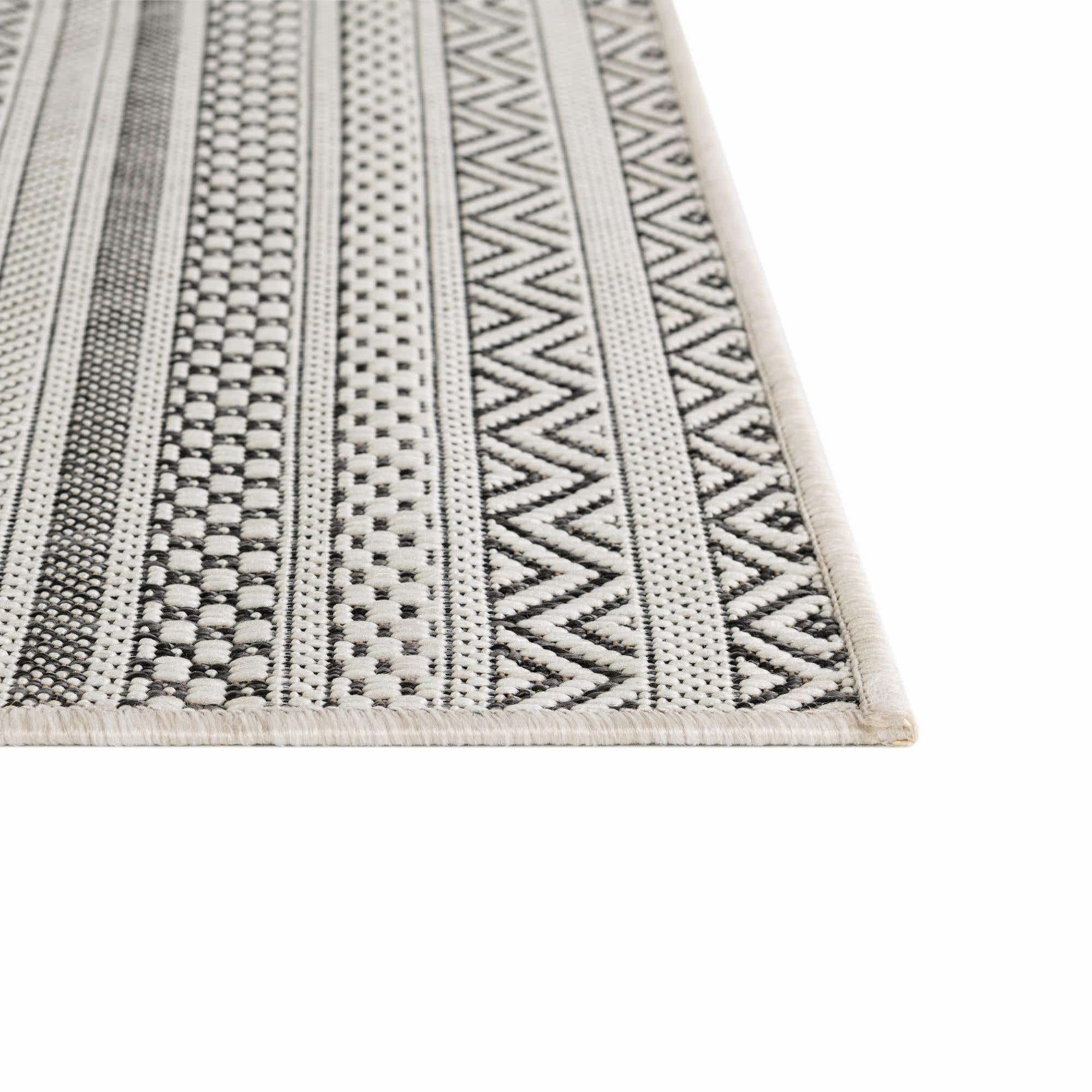 Rugs.com Outdoor Ribbon Collection Rug β 2' 7 x 12' Runner Beige Flatweave Rug Perfect for Hallways, Entryways
