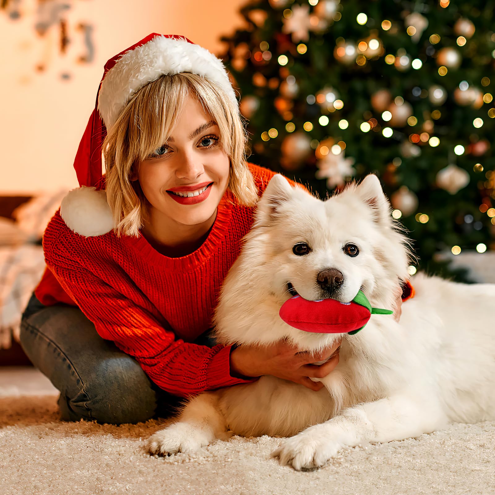 POPETPOP 2Pcs Dog Plush Squeaky Toys - Soft Strawberry Shape Interactive Puppy Chew Toy Stuffed Strawberry for Dogs Teething, Playing, Chewing for Holiday Christmas