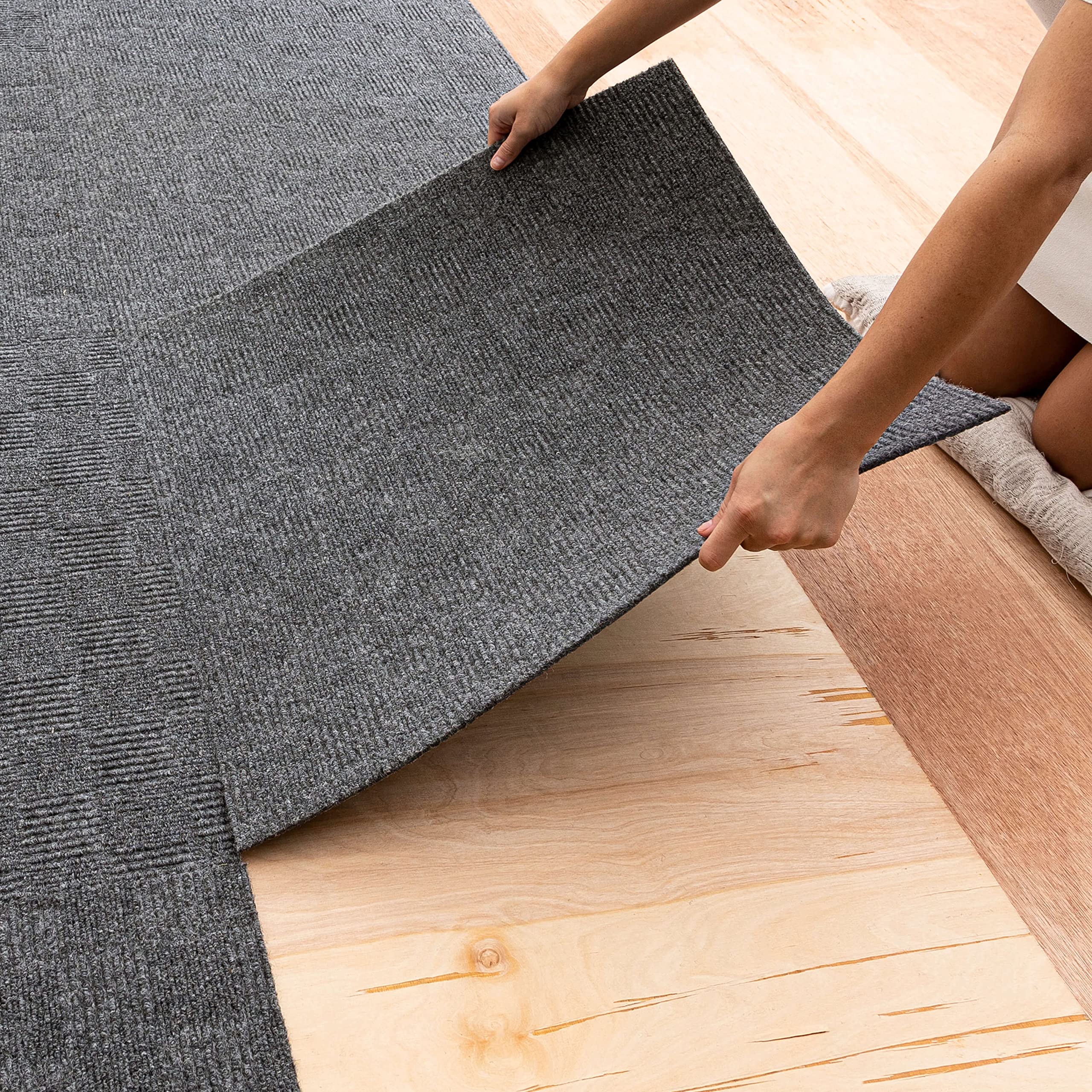 Mohawk Home 24" x 24" Indoor/Outdoor 0.25" Pile Height, Peel and Stick Carpet Tile, Grey Polyester, (Pack of 15) (60 sqft/Box)