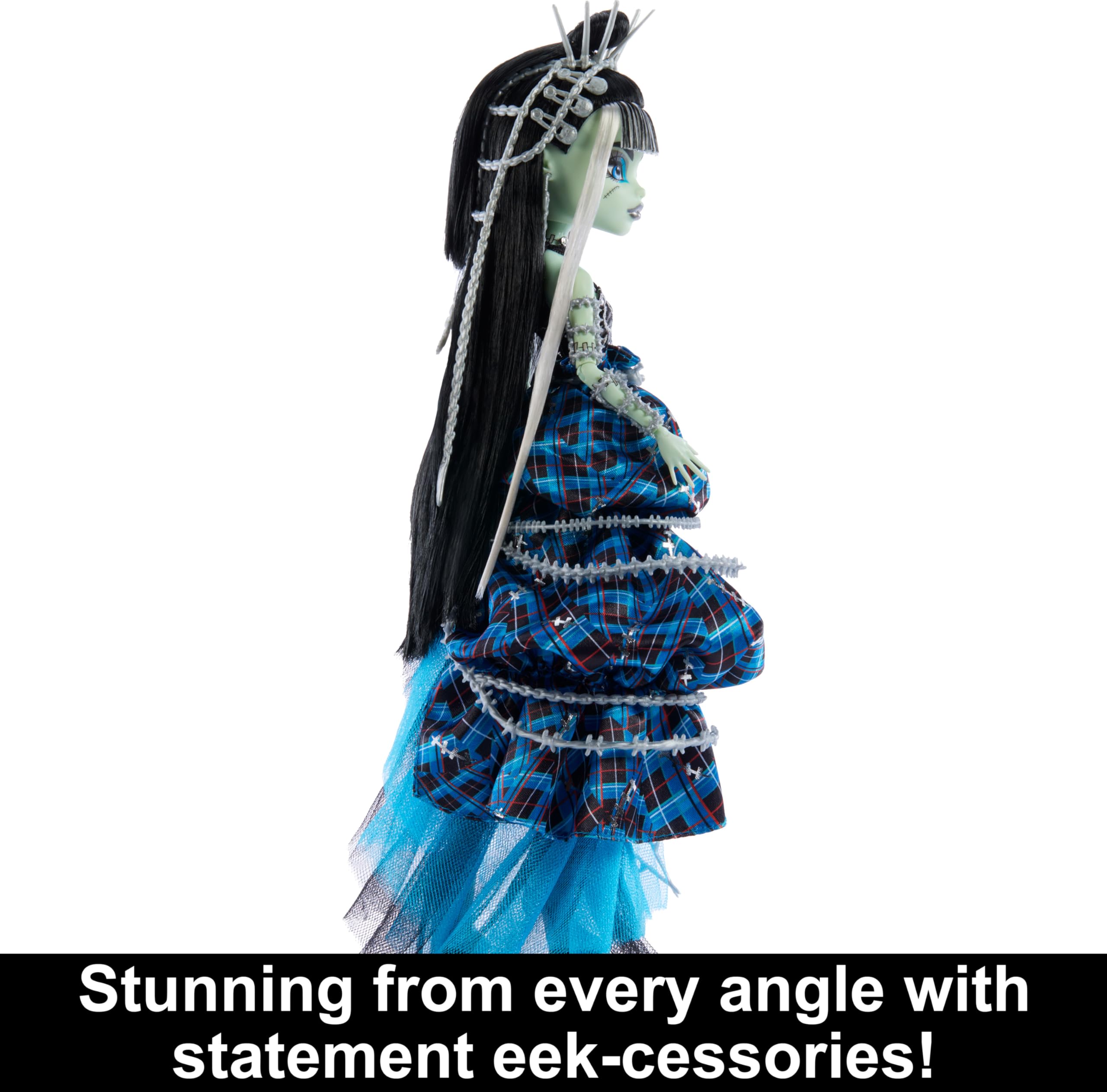 Monster High Doll, Frankie Stein Stitched in Style Fashion Collectible, Blue Plaid Couture Gown & Sewing-Inspired Accessories (Amazon Exclusive)