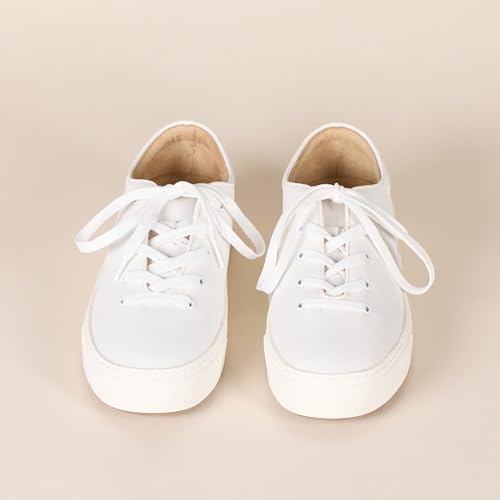 Amazon Essentials Women's Comfortable Lace Up Sneakers, White, 7