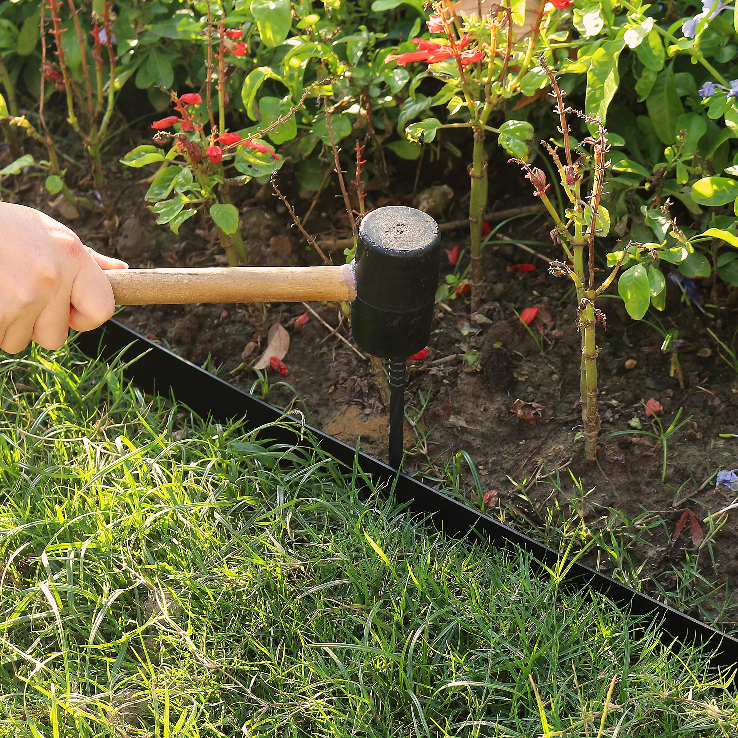 Gardzen 1.5" x 33' Landscape Edging Kit, Garden Edging Coil Comes with 40 Pcs Spikes, No Dig Lawn Border Design