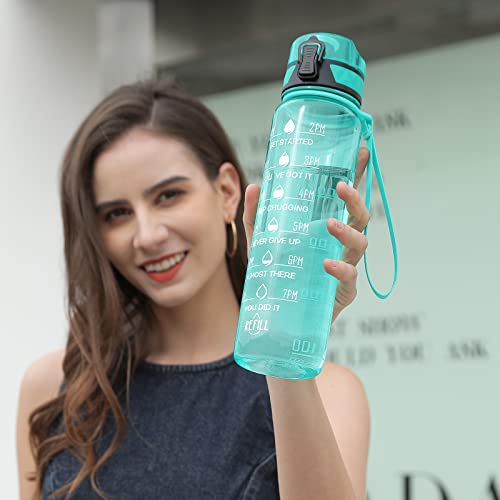 Motivational Water Bottle with Time Marker, 32 oz (950 ml), BPA-Free Plastic, Easy Drink Straw, Fits Cup Holder (1002-Green, 26 oz)