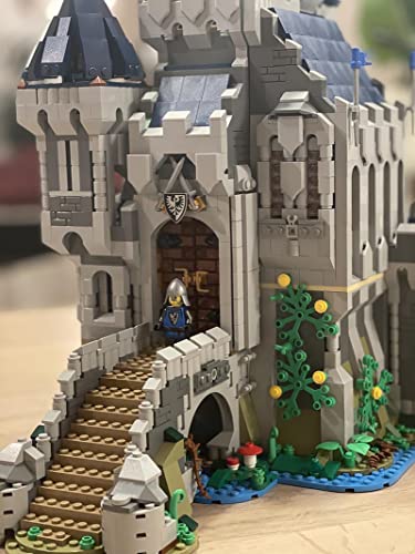 Street View Series MOC-101775 Medieval Castle MOC European Medieval Black Falcon Knight's Castle Assembled Building Blocks Educational Toy Set Compatible with L-e-g-o（3284PCS）