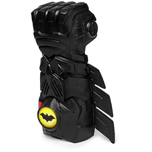 DC Comics BATMAN, Interactive Gauntlet with Over 15 Phrases and Sounds, Kids Toys for Boys Aged 4 and Up