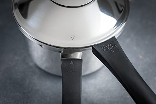 Kuhn Rikon Duromatic Stainless-Steel Saucepan Pressure Cooker - 7.4-Qt