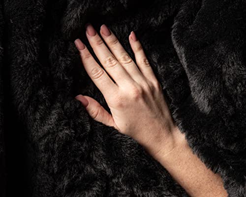 Extra Warm Faux Fur Throw Blanket for Couch & Bed - Super Soft Faux Fur Blanket & Throw for Sofa - Black Perfect Double Sided Fluffy Woven Throw Soft Blanket