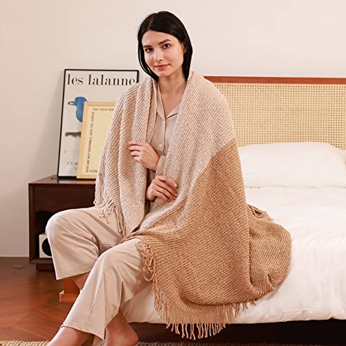 ZonLi Textured Throw Blanket, 45β x 65β, Bulky Knit with Fringe Tassel, Splicing Dual-Color, Oat and Light Brown, for Sofa Chair Couch Bed Living Bed Room