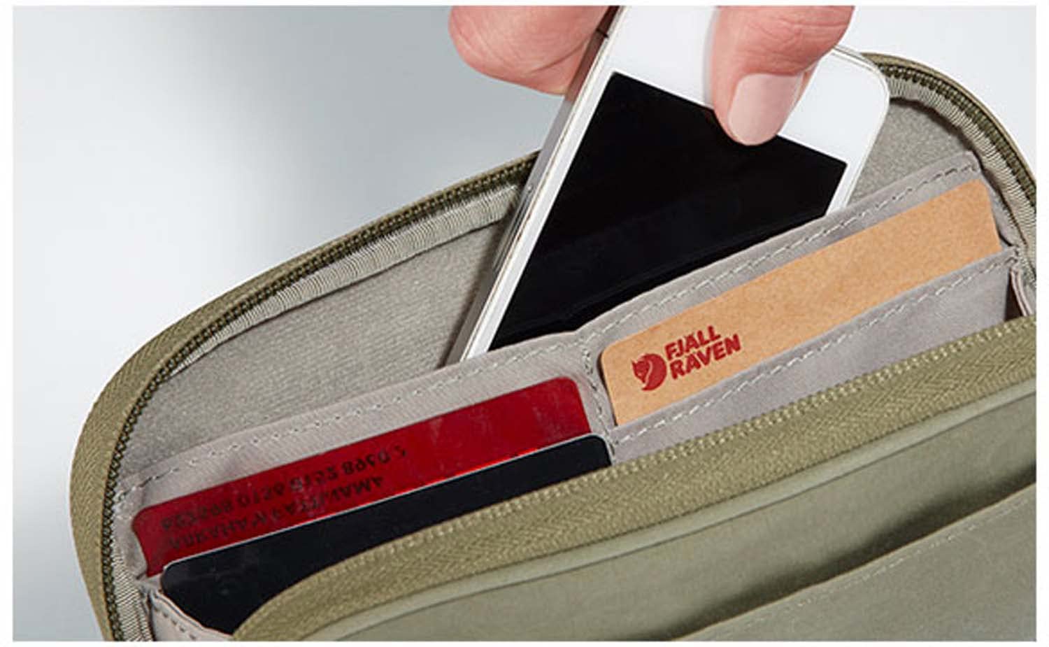 Fjallraven F23781206 Kanken Travel Wallet Spicy Orange