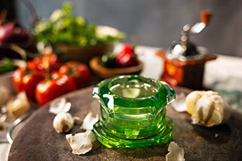 Nextrend Garlic Twister 4th Gen - Ginger, Herb, Nuts, Garlic - Handheld Kitchen Mincer, Easy to Clean! (Clear)