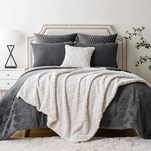 BATTILO HOME White Cream Faux Fur Throw Blanket for Couch, Soft Couch Blanket Cozy Fur Blanket Throw 50"x60", with 1 Fur Pillow Cover 18"x18",Ivory