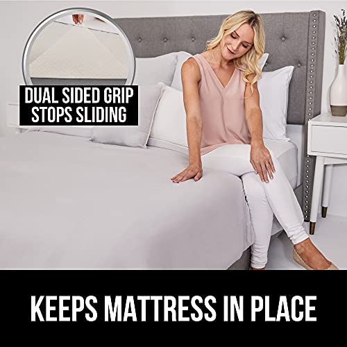 Gorilla Grip Mattress Grip Pad and Incontinence Pad, Mattress Gripper Size Twin, Incontinence Pad Size 52x44 in White, 2 Item Bundle