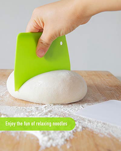 YUNDUOJIA (2PCS) Dough Scraper Bowl Scraper ,Food safe Plastic Dough Cutter, Flexible Plastic Scraper Practical Bench Scraper Multipurpose Food Scrappers for Bread Dough Cake Fondant Icing