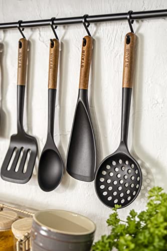 STAUB Silicone Spatula Turner, Perfectly Angled for Lifting Pancakes, Sandwiches and Picking up Veggies Durable BPA-Free Matte Black Silicone, Acacia Wood Handles, Safe for Nonstick Cooking Surfaces