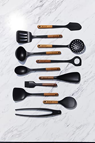 STAUB Silicone Spatula Turner, Perfectly Angled for Lifting Pancakes, Sandwiches and Picking up Veggies Durable BPA-Free Matte Black Silicone, Acacia Wood Handles, Safe for Nonstick Cooking Surfaces