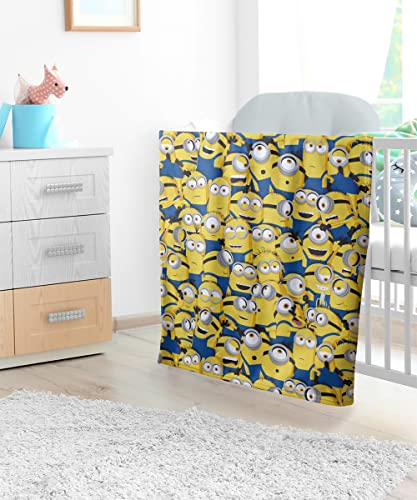 LOGOVISION Minions Blanket, 30"x40" Minion Group Fleece Blanket