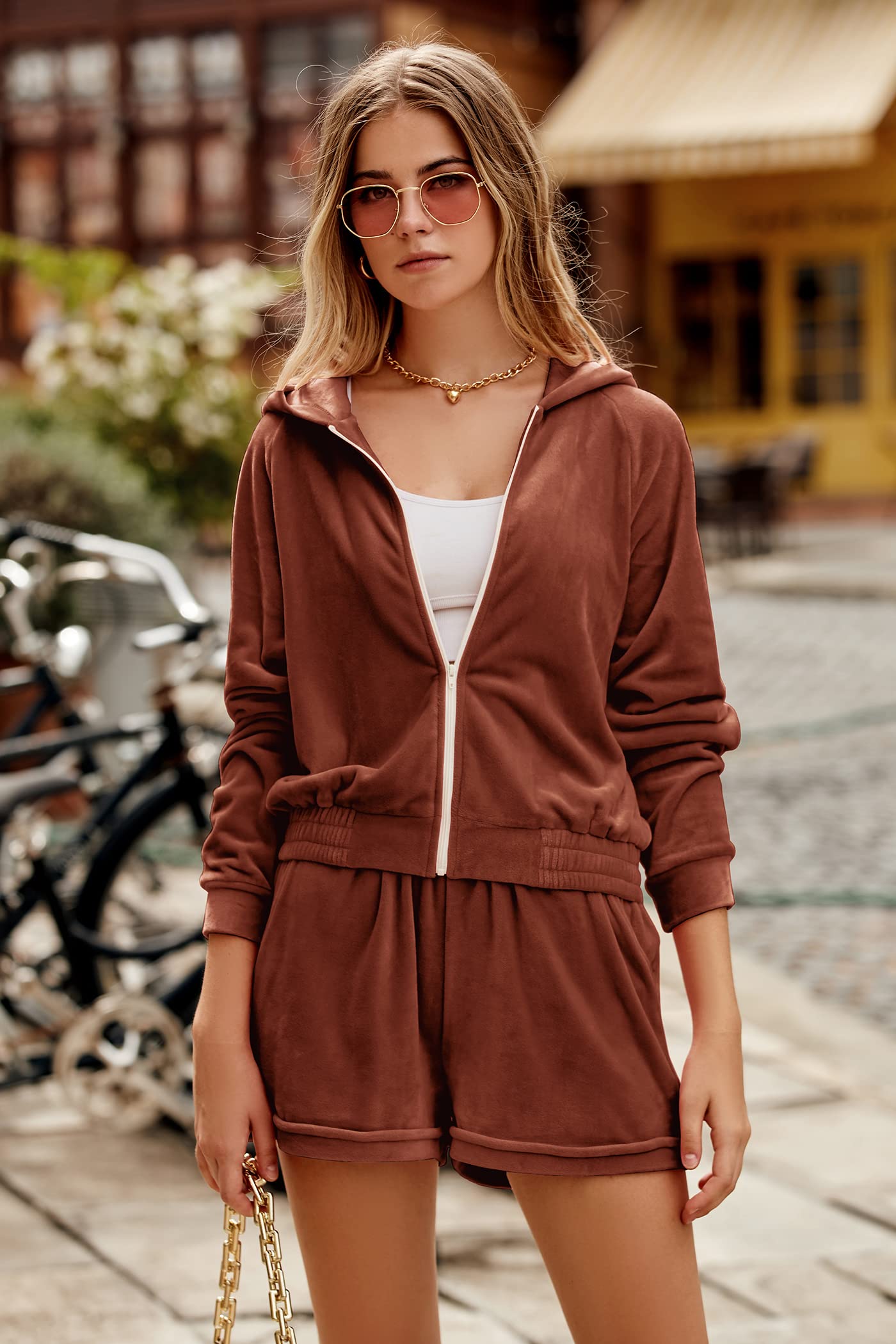 PRETTYGARDEN Women's 2 Piece Velour Tracksuit Casual Long Sleeve Zip Up Hoodie And Shorts Set Jogger Outfits (Caramel,Medium)