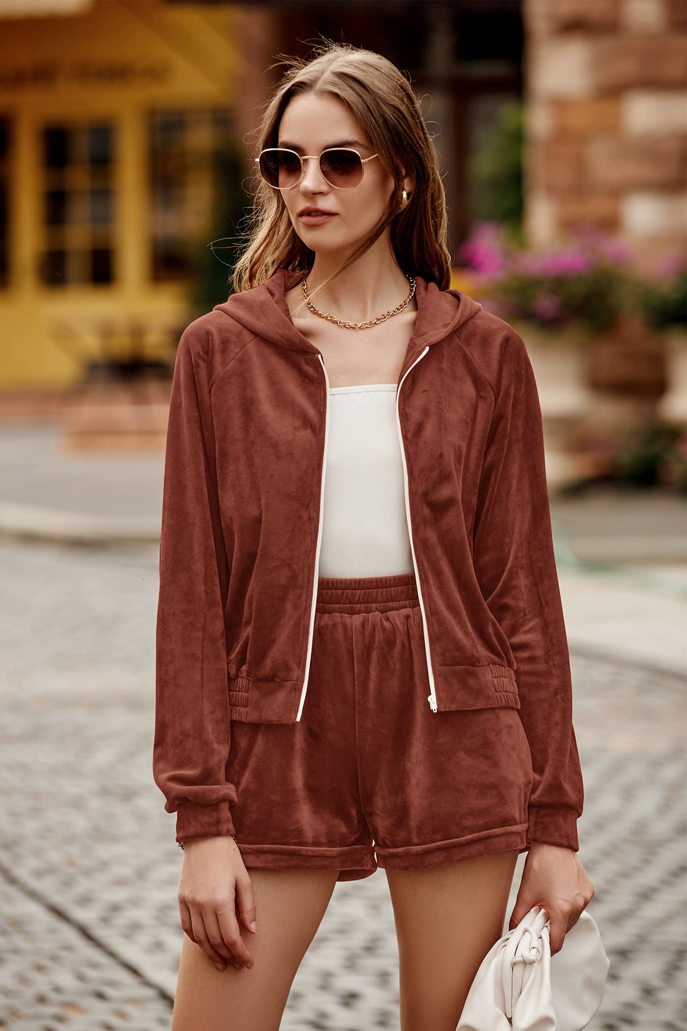 PRETTYGARDEN Women's 2 Piece Velour Tracksuit Casual Long Sleeve Zip Up Hoodie And Shorts Set Jogger Outfits (Caramel,Medium)