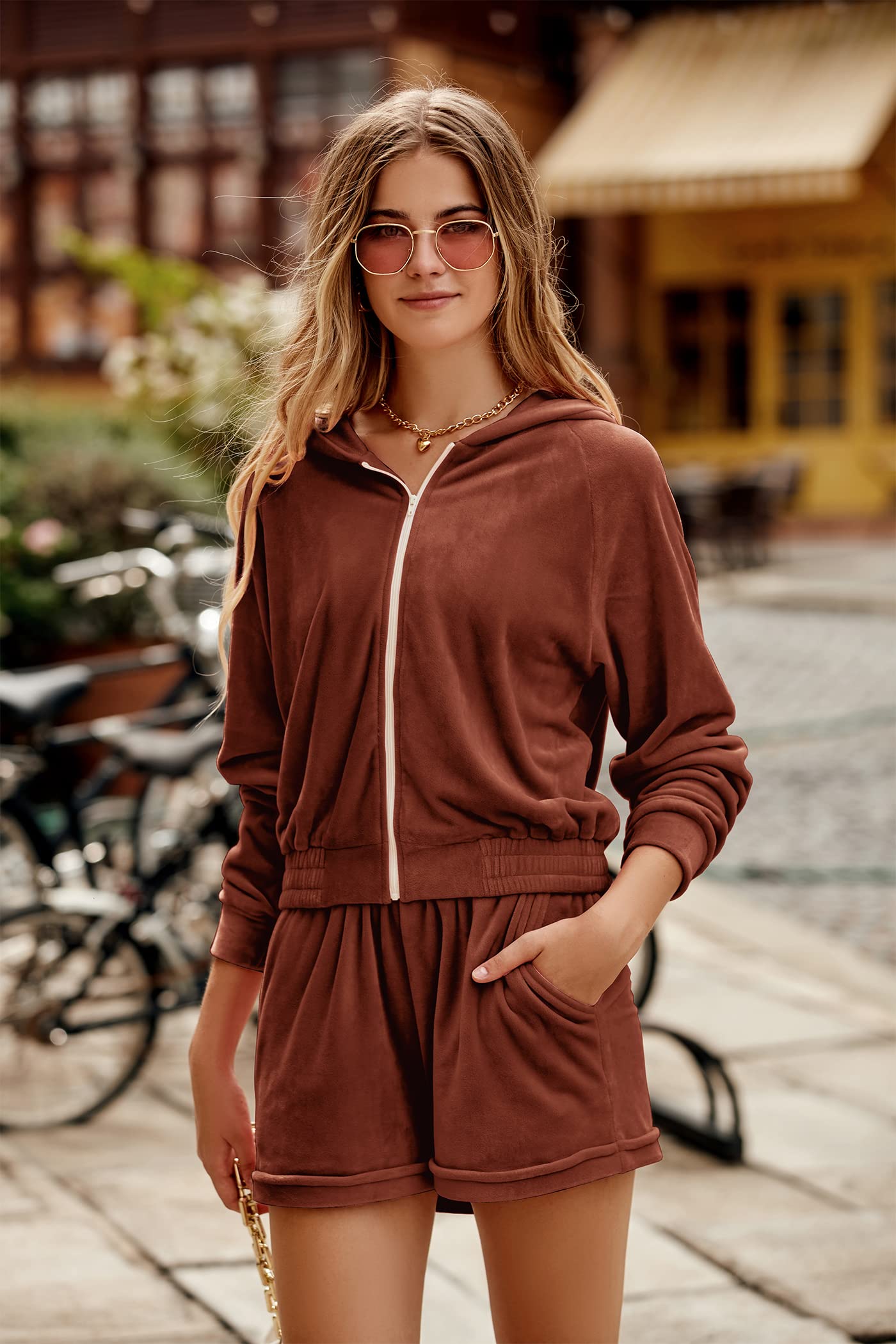 PRETTYGARDEN Women's 2 Piece Velour Tracksuit Casual Long Sleeve Zip Up Hoodie And Shorts Set Jogger Outfits (Caramel,Medium)