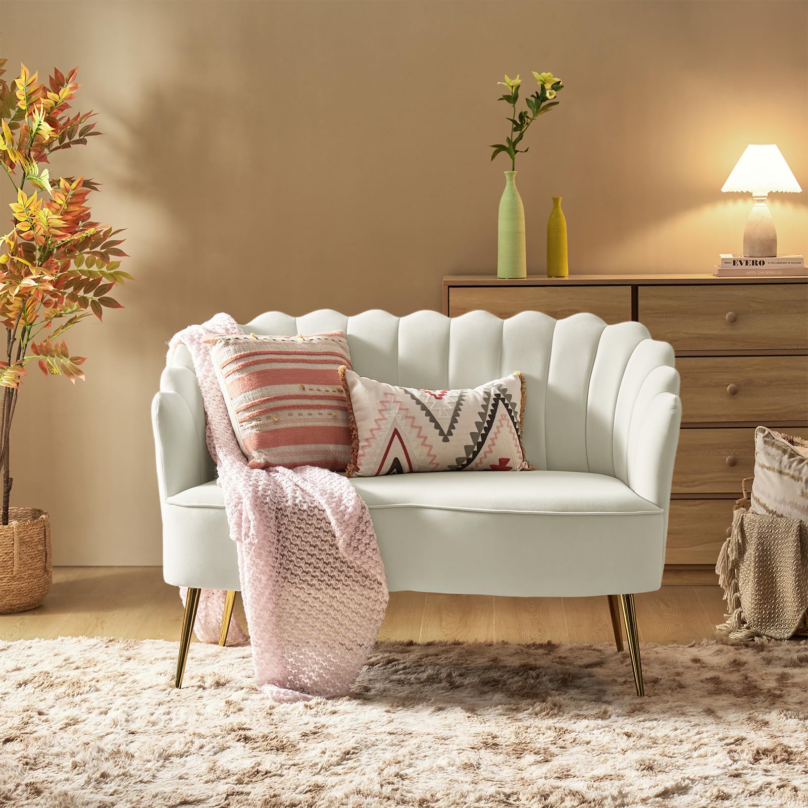 HULALA HOME Modern Velvet Loveseat Sofa with Flower Shaped Back, Comfy Upholstered 2-Seater Sofa with Gold Metal Legs, Small Love Seat Accent Couch for Living Bedroom Leisure Areas, Ivory